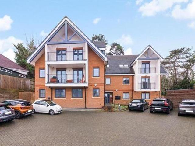 Acer Heights, Riddlesdown Road, 2 Bedroom Maisonette