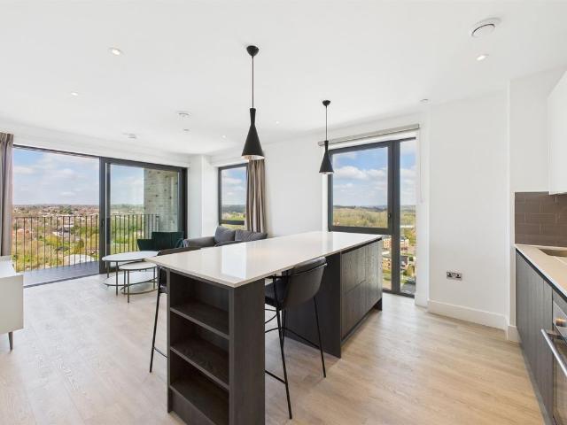 Acer Point, Watford WD18, 2 bed flat to rent, £2,300 pcm | PrimeLocation