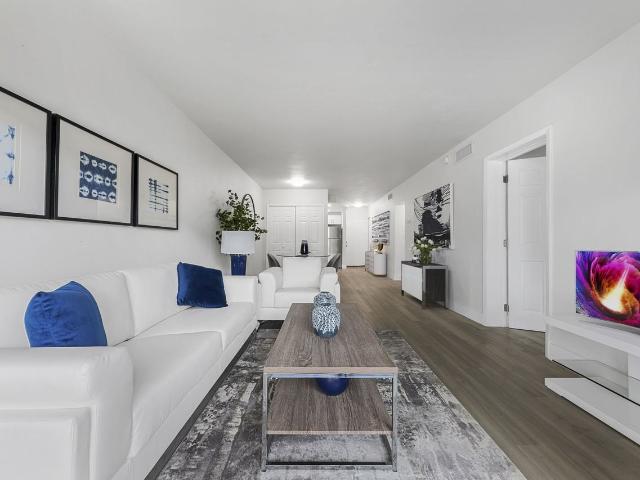 Aciano Hialeah 2 Bedroom Apartment for Rent at 6975 W 16th Ave, Hialeah, FL 33014