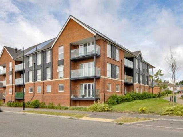Ackers Drive, Weldon, 2 Bedroom Flat