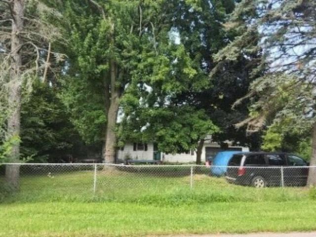 Ackerson Dr