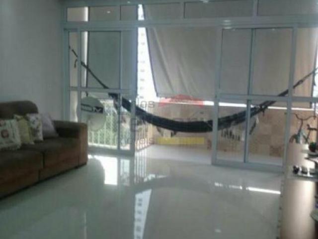 Aclimação Apartamento ensolarado e amplo 108 metros quadrados