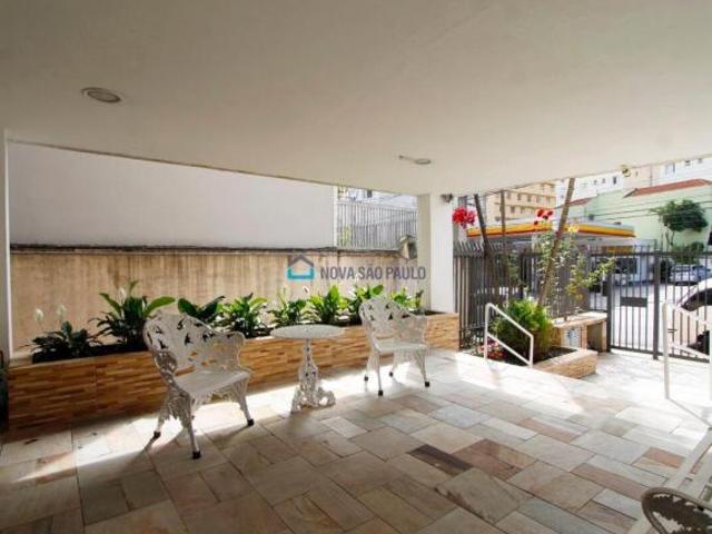 Aclimação Apartamento reformado 1 dormitório com 1 vaga de garagem