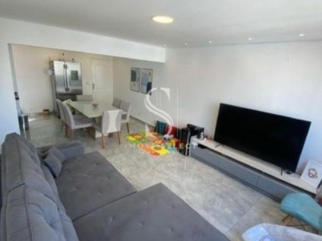 Aclimação Edifício Orestes, Apartamento de 74m² com 3 dormtiórios, 1 suíte, 3