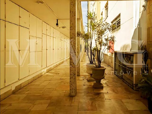 Aclimação/ liberdade Studio dormitório, sala, cozinha e área de serviço. Área útil 34m²