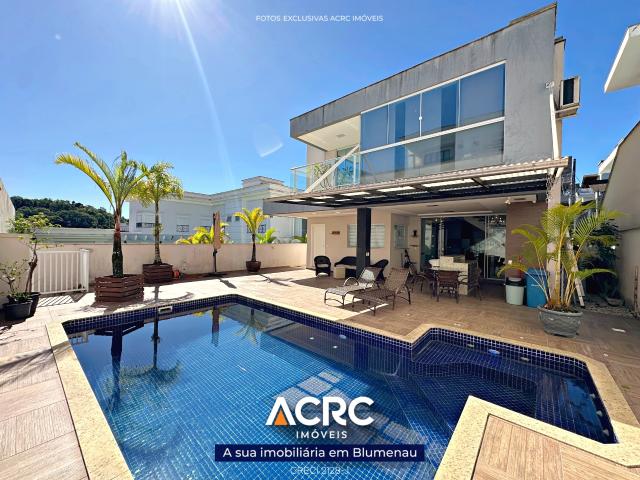 ACRC imóveis Casa com piscina para locação no Golden Park em Blumenau