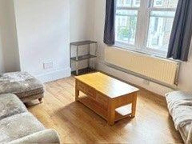 Acre Lane, London 3 bed maisonette to rent £2,700 pcm £623 pw