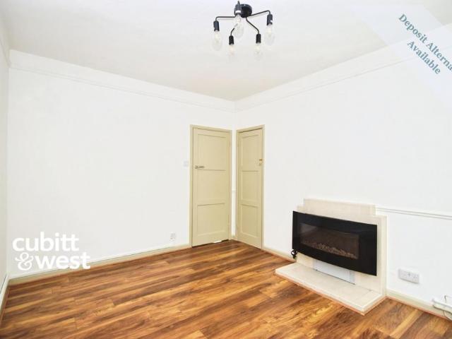Acre Lane Wallington SM6 2 bed apartment to rent £1,650 pcm £381 pw