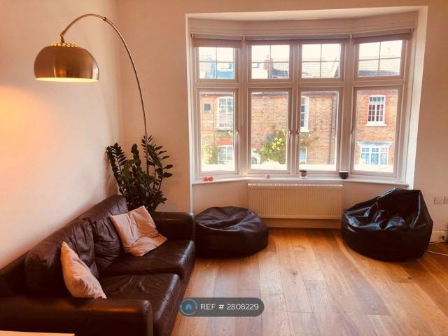 Acre Road, Kingston Upon Thames KT2, 2 bed flat to rent, £2,240 pcm | PrimeLocation