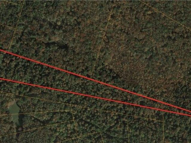 Acres Van Buren Rd, Camden, Farm House For