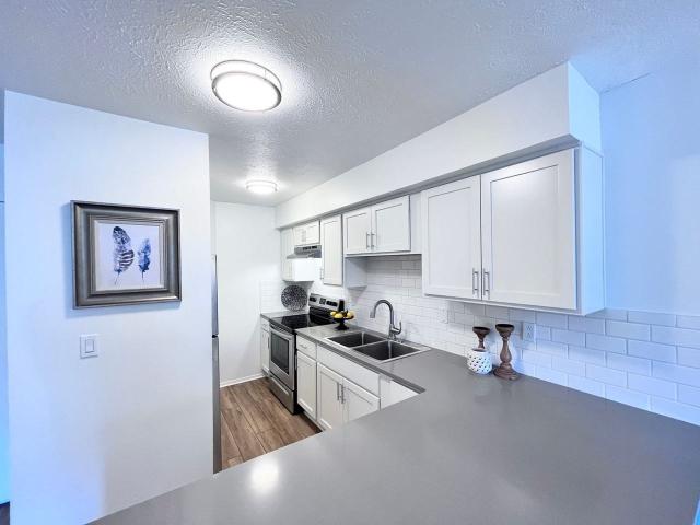 Acres Crossing Apartments 2 Bedroom Apartment for Rent at 2569 Romig Rd, Akron, OH 44320 Rolling Acres