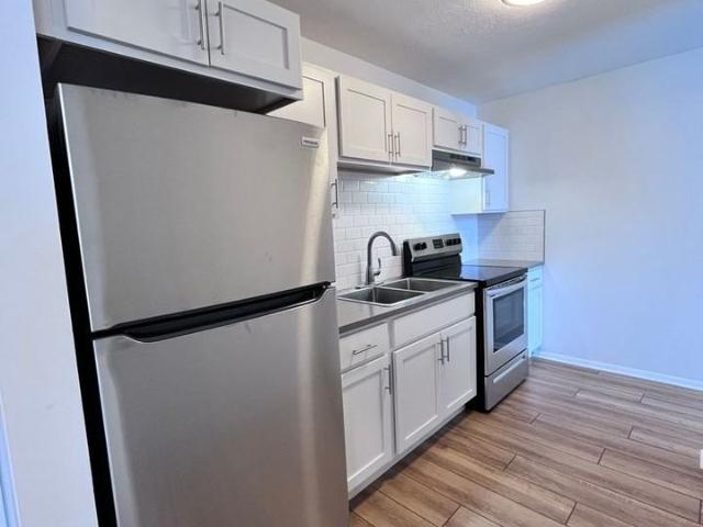 Acres Crossing Apartments 2 Bedroom Apartment for Rent at 2569 Romig Rd, Akron, OH 44320 Rolling Acres