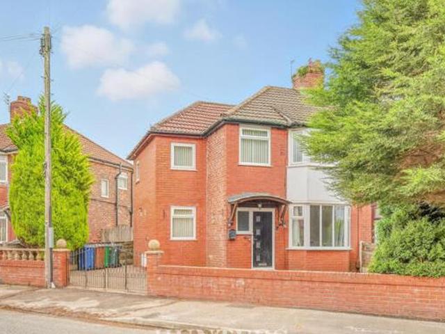 Acresfield Road, Middleton, 4 Bedroom Semi detached