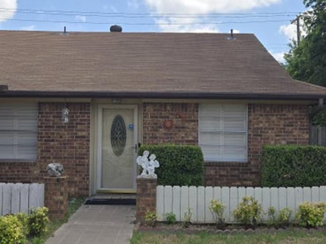 Across From Killeen Mall. $100 Off First Month!