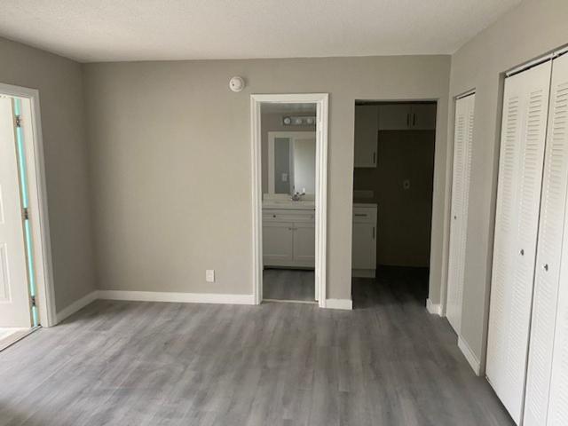 ACS 500 LLC 500 Studio Apartment for Rent at 500 Se 22nd St, Fort Lauderdale, FL 33316 Poinciana Park