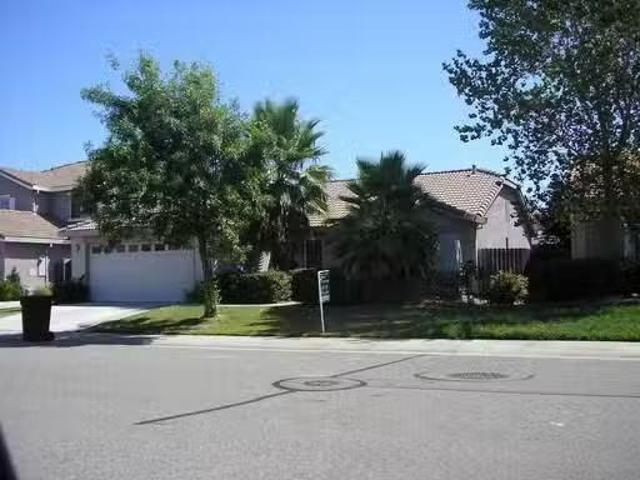 Action Properties Roseville West 3bedroom, 2bath, 2car, Gar.