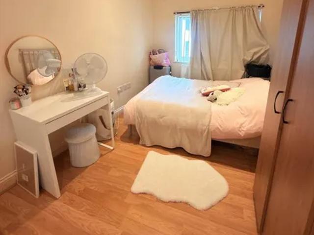 Active Hair Studio, High Street, London, W3 9DB, United Kingdom | 1 bed apartment for rent #167125140 | Rentberry