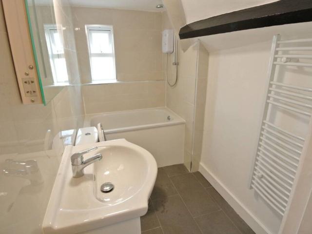 Acton Lane Harlesden, London NW10, 1 bed flat to rent, £1,500 pcm | PrimeLocation