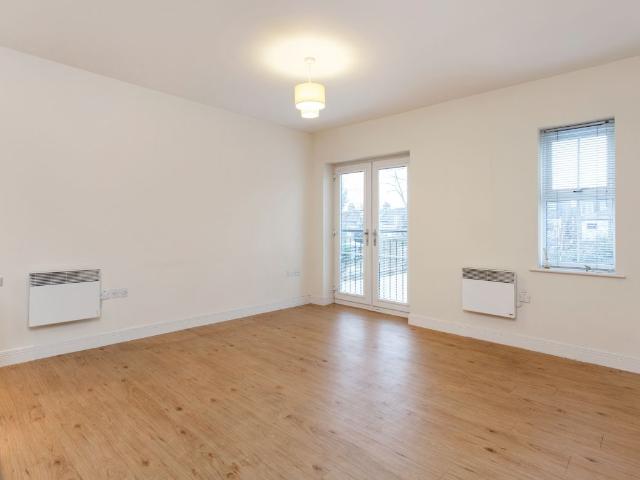 Acton Lane, London W4, 2 bed flat to rent, £2,350 pcm | PrimeLocation