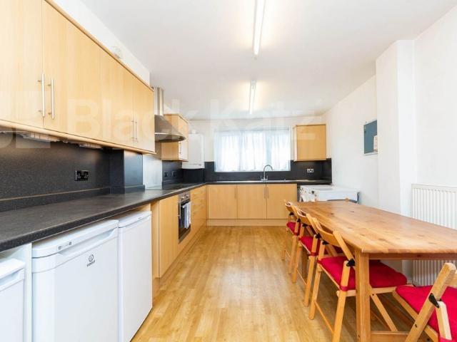 Acton Street, Kings Cross WC1X, 3 bed flat to rent, £4,767 pcm | PrimeLocation
