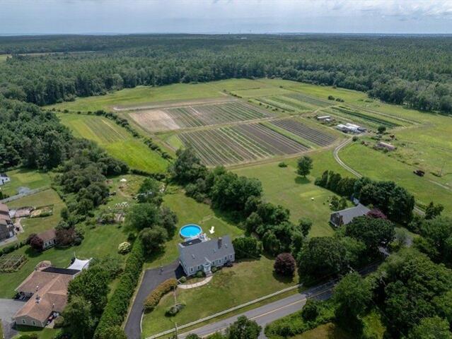 Acushnet Rd, Mattapoisett, Home For Sale