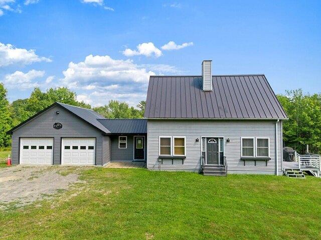 Abnaki Dr, Solon, Home For Sale