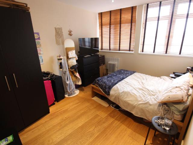 Above Bar Street, Southampton SO14, 1 bed flat to rent, £1,000 pcm | PrimeLocation