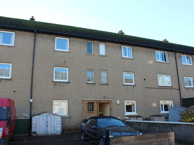 Aboyne Avenue, Dundee DD4, 2 bed flat to rent, £895 pcm | PrimeLocation