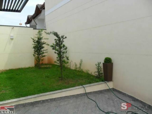 Abaixo da avaliação, casa em condomínio fechado, bairro de vila rosa, próximo ao horto florestal
