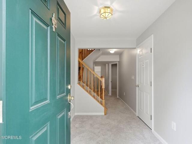 Abby Rd, Farmingdale, Home For Sale
