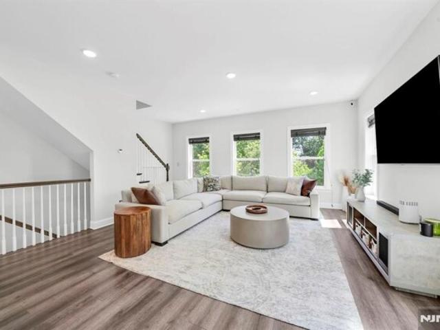 Abbe Rd, Little Falls, Condo For Sale
