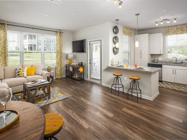 Abberly Market Point Apartment Homes 1 Bedroom Apartment for Rent at 30 Market Point Dr, Greenville, SC 29607 Pleasantburg