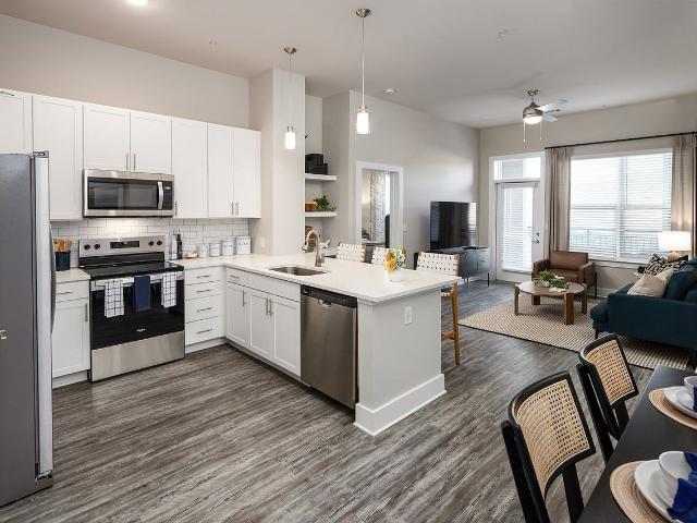 Abberly Royal Creek Apartment Homes 1 Bedroom Apartment for Rent at 15101 Royal Creek Dr, Raleigh, NC 27603