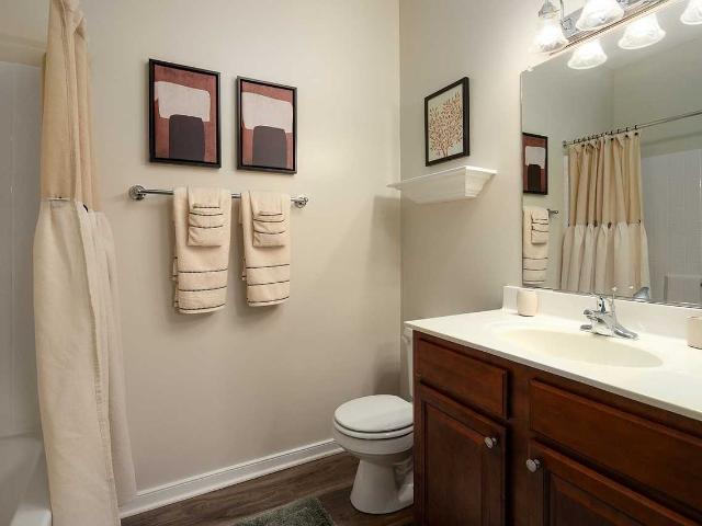 Abberly Twin Hickory Apartment Homes 2 Bedroom Apartment for Rent at 4700 The Gardens Drive, Glen Allen, VA 23059