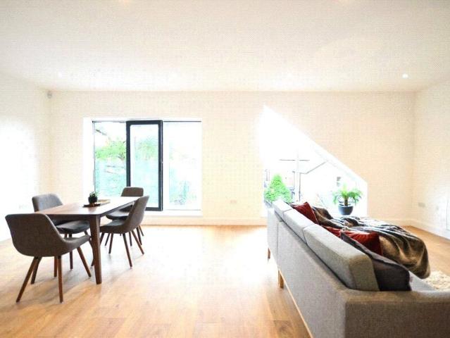 Abberton House, 3 Abberton Road, West Didsbury, Greater Manchester, M20 1HQ