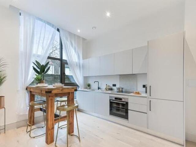 Abbey Wall, Station Road, Studio Flat For