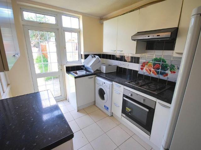 ABBEY AVENUE 3 bed terraced house to rent £2,300 pcm £531 pw
