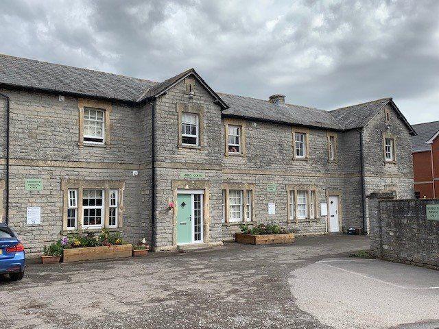 Abbey Court, Benedict Street, Glastonbury BA6, 1 bed flat to rent, £750 pcm | PrimeLocation
