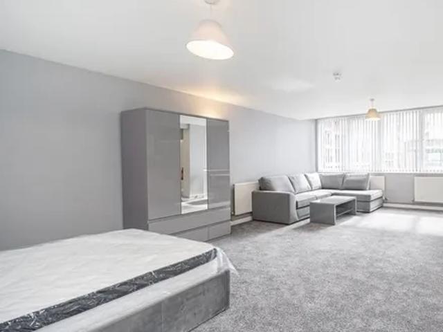 Abbey Dental Whitechapel, 224 Whitechapel Road, London, E1 2EG, United Kingdom | 1 bed apartment for rent #167774609 | Rentberry