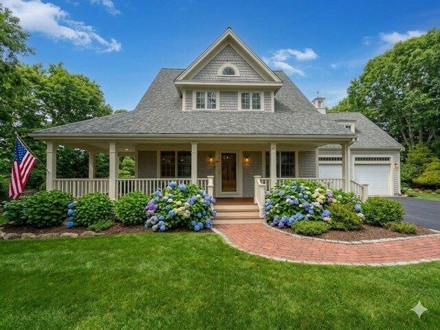 Abbey Gate Rd, Cotuit, Home For Sale