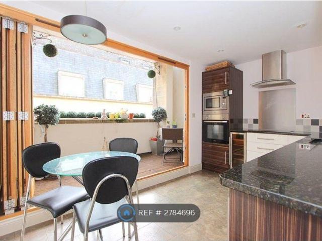 Abbey Green, Bath BA1, 3 bed flat to rent, £3,000 pcm | PrimeLocation