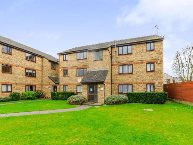 Abbey Lane, Stratford, London E15, 1 bed flat to rent, £1,600 pcm | PrimeLocation