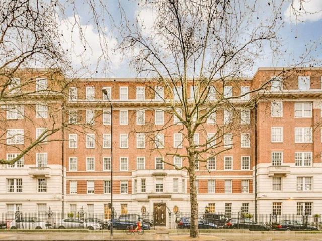 Abbey Lodge, Park Road, London, NW8 4 bed property to rent £9,967 pcm £2,300 pw