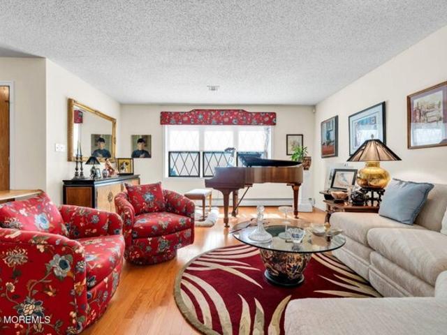 Abbey Ln, Marlboro, Home For Sale