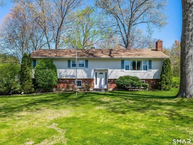 Abbey Ln, Shelton, Home For Sale