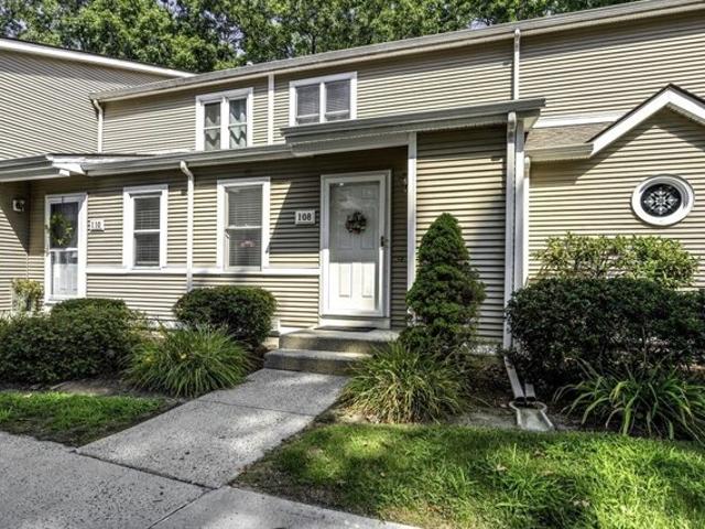 Abbey Memorial Dr Apt,chicopee, Condo For Sale