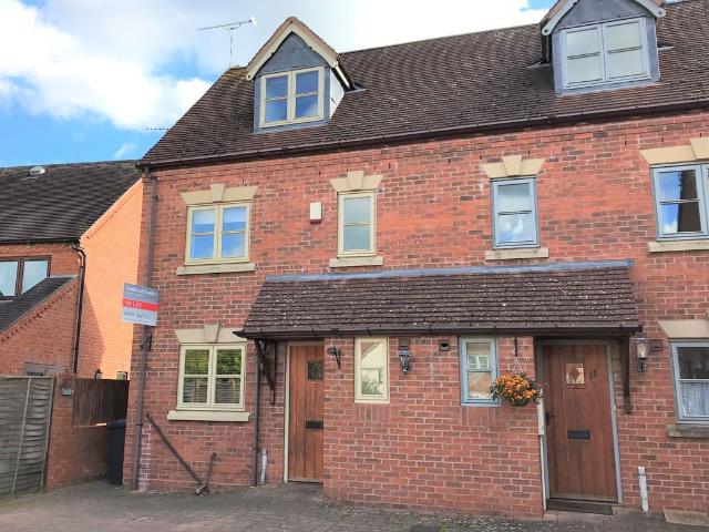 Abbey Mews, Alcester B49, 3 bed terraced house to rent, £1,300 pcm | PrimeLocation