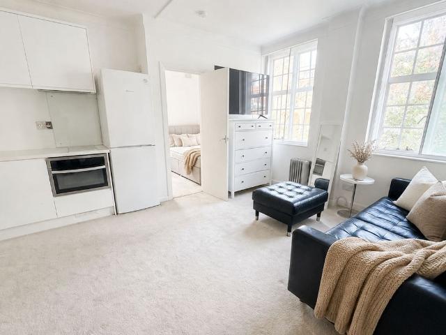 Abbey Road, Mortimer Court Abbey Road NW8, 1 bed flat to rent, £2,150 pcm | PrimeLocation