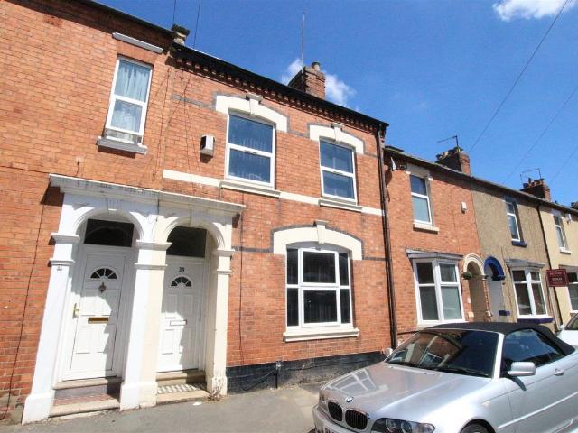 Abbey Road, Northampton NN4, Room to rent, £450 pcm | PrimeLocation