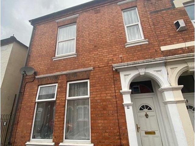 Abbey Road, Northampton NN4, Room to rent, £540 pcm | PrimeLocation